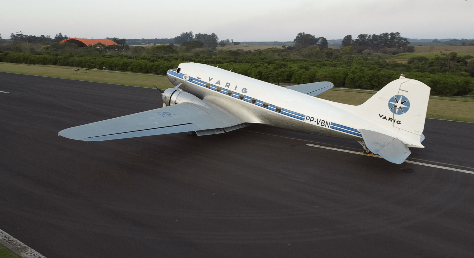 Douglas DC3 (PP-VBN) – Aeródromo SJCA